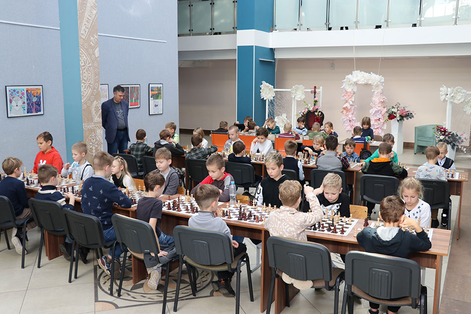 Шахматный листопад- обучение шахматам online Reshay.by